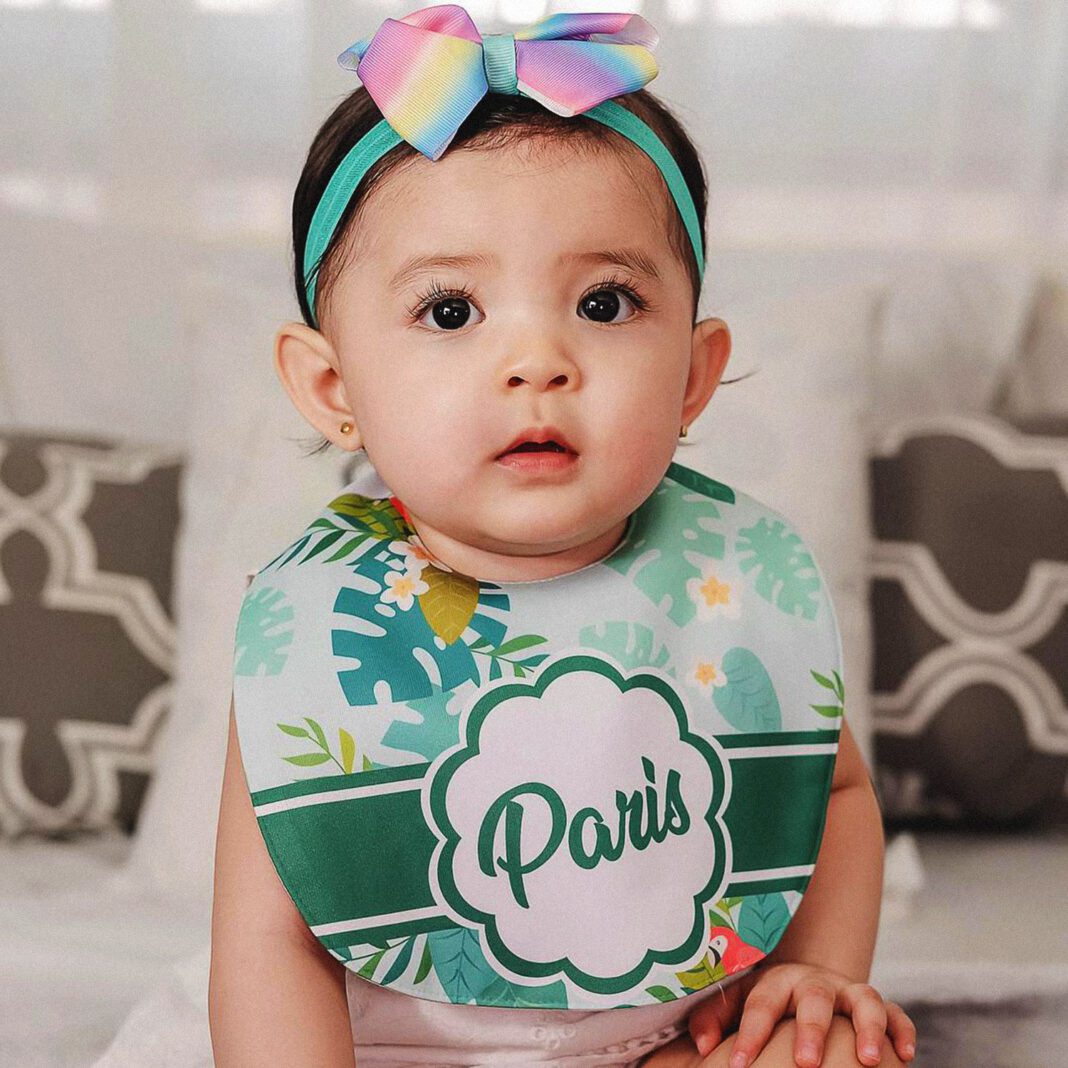 Bespoke bibs for fun and colorful OOTDs for baby | HearthandHomeBuddies.com