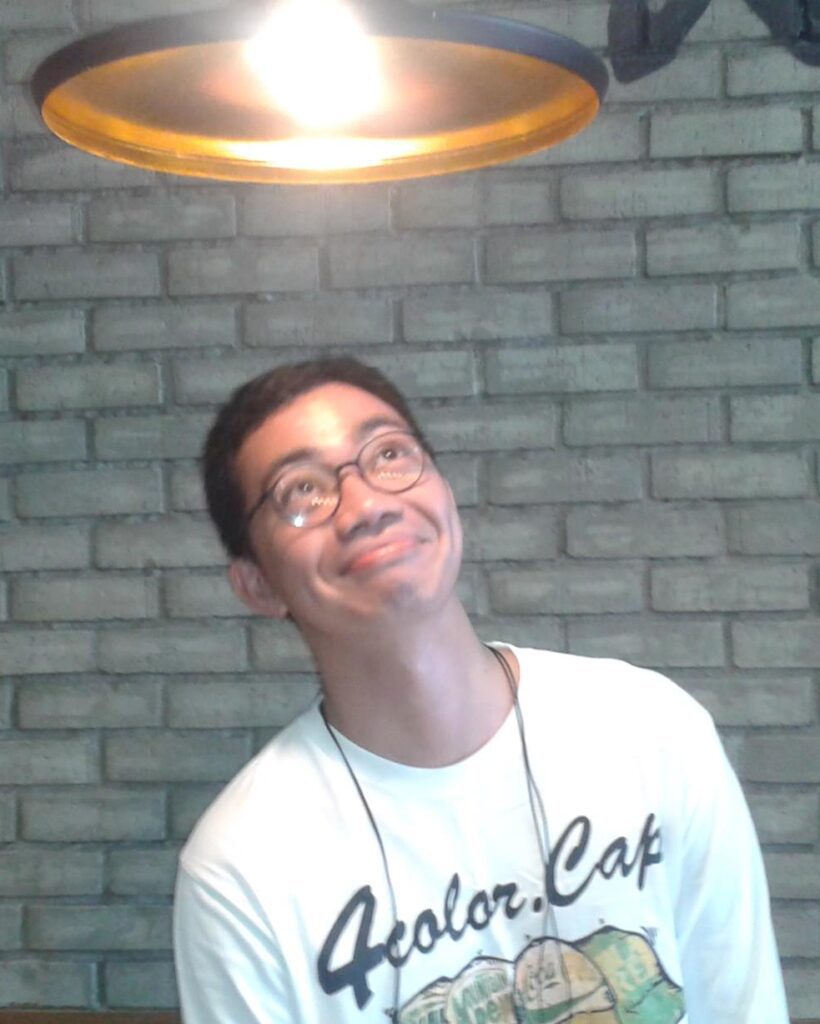 Daniel de Guzman and Zoomicron | HearthandHomeBuddies.com