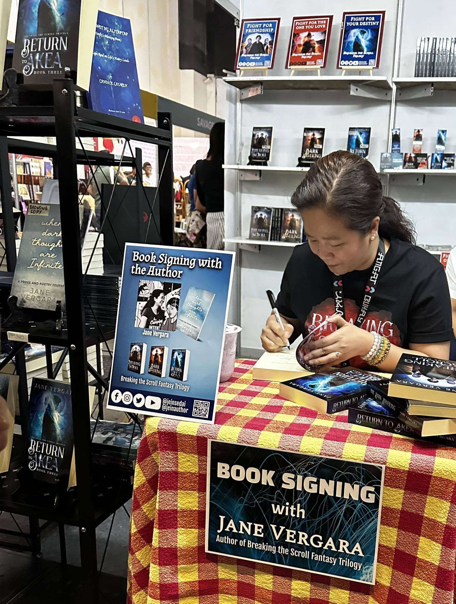 Meet Jane Vergara | HearthandHomeBuddies.com